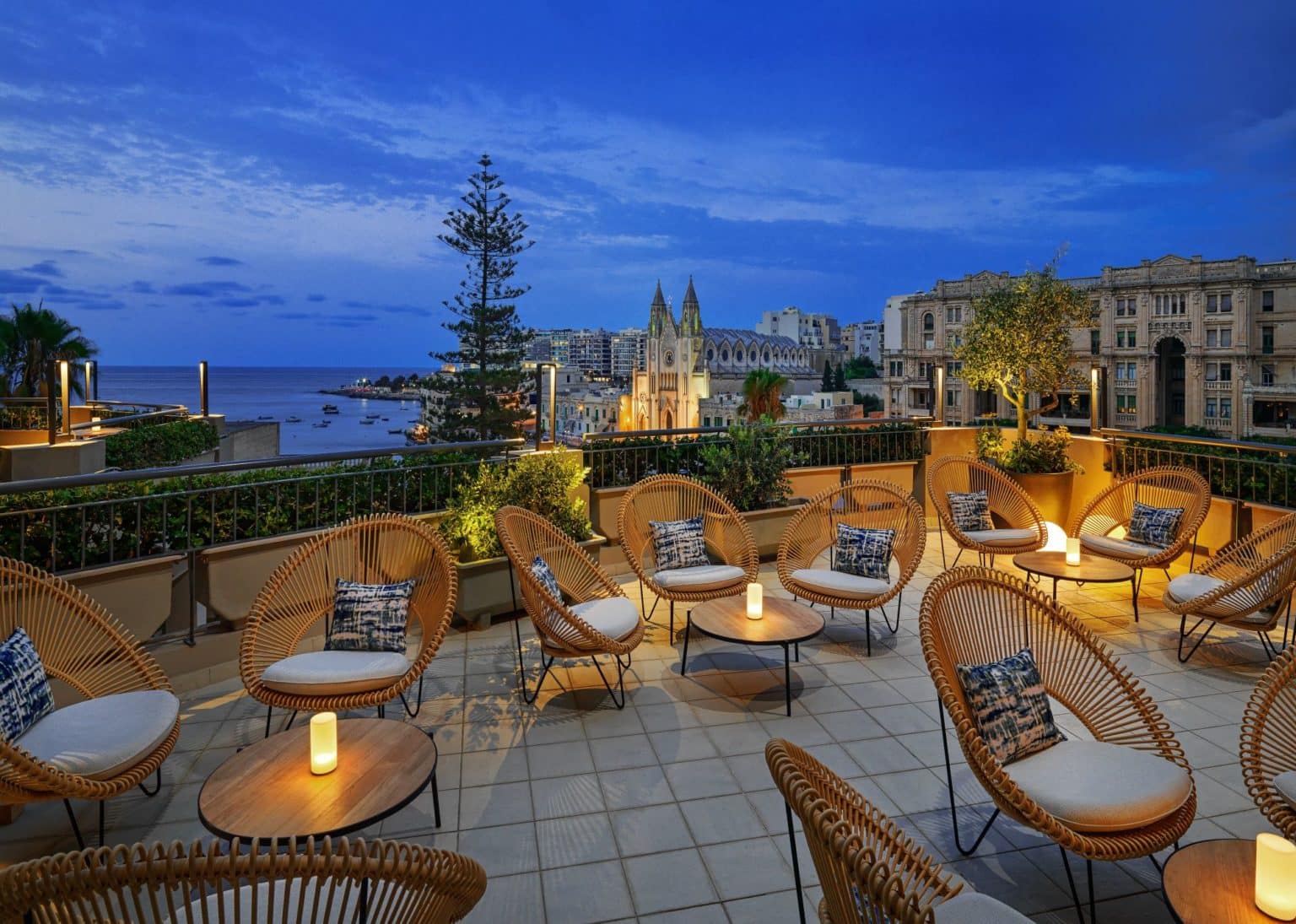 Malta Marriott Hotel & Spa-St Julians Bay-5 star luxury